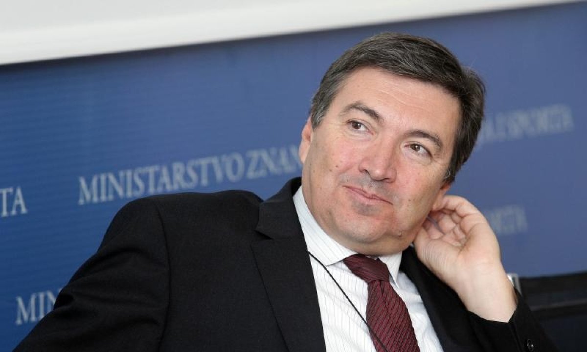 Stručnjaci zgroženi Mornarovim 'rješenjem' za odljev mozgova - tportal