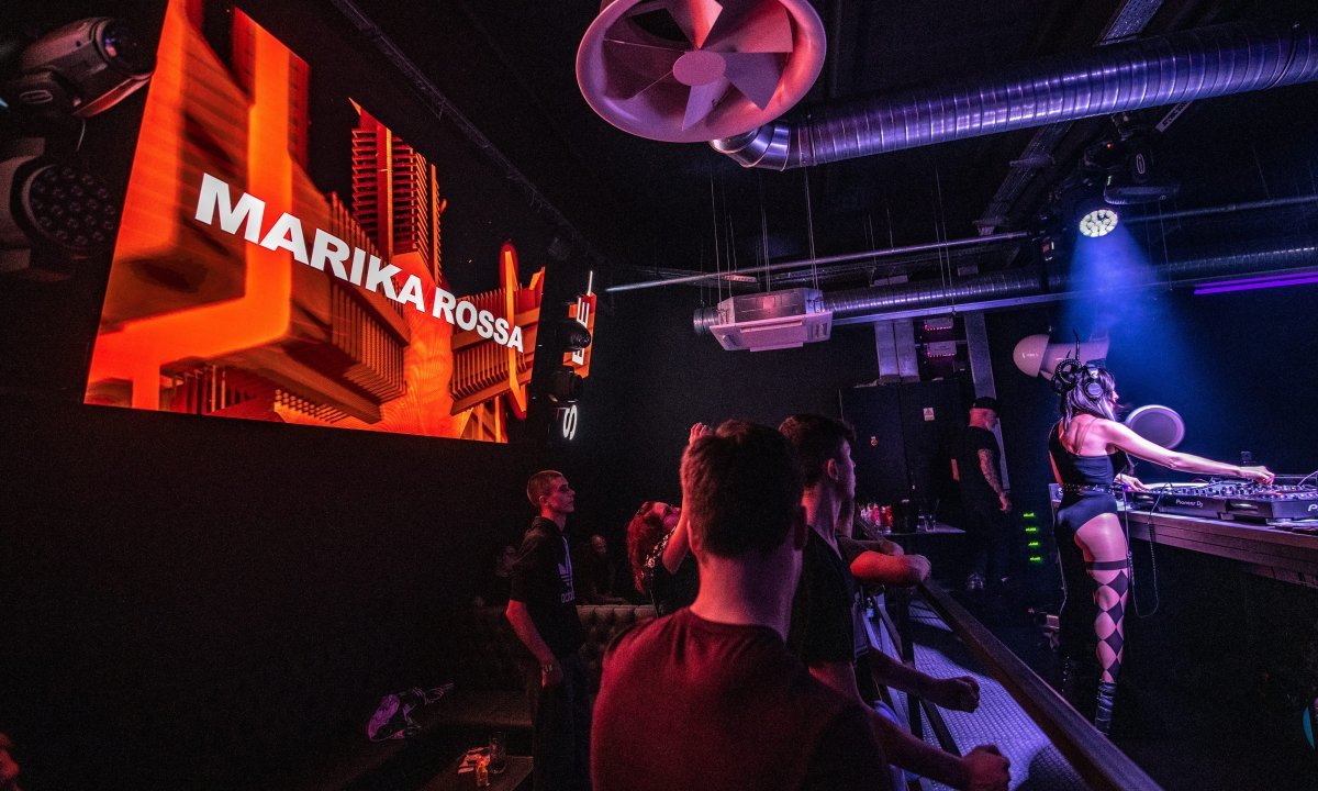 Ukrajinska DJ zvijezda Marika Rossa prodrmala rovinjski klub Steel ...