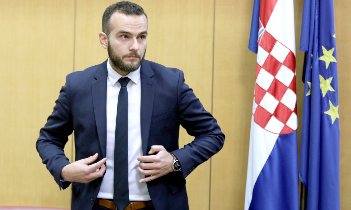 Usuglašen Dodatak Temeljnom kolektivnom ugovoru za javne službe - tportal