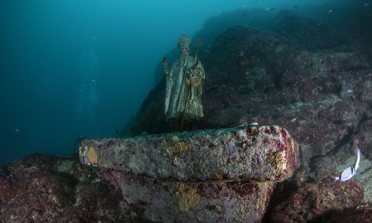 Miljenik djece privukao više od sto ronioca na podmorsko hodočašće ...