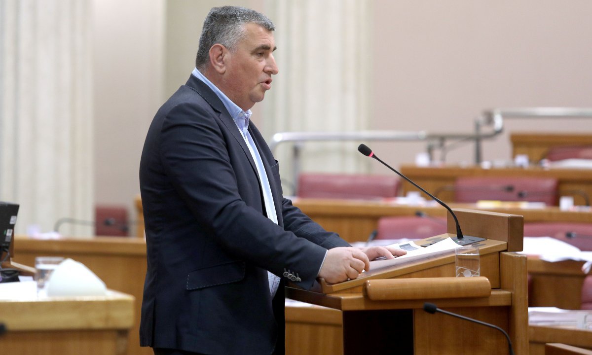 Bulj: Ne srljajmo kao guske u magli; nikada nećemo biti bogati ako ne ...