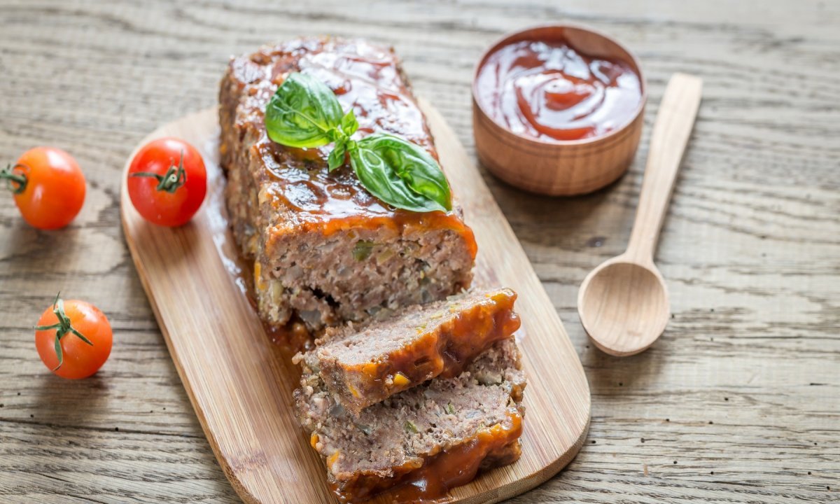 Nemate ideju što kuhati? Predlažemo vam ovu niskokaloričnu mesnu štrucu ...