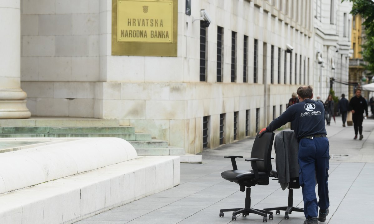 HNB nabavlja oklopljeno vozilo za 12 milijuna kuna, mora biti ...