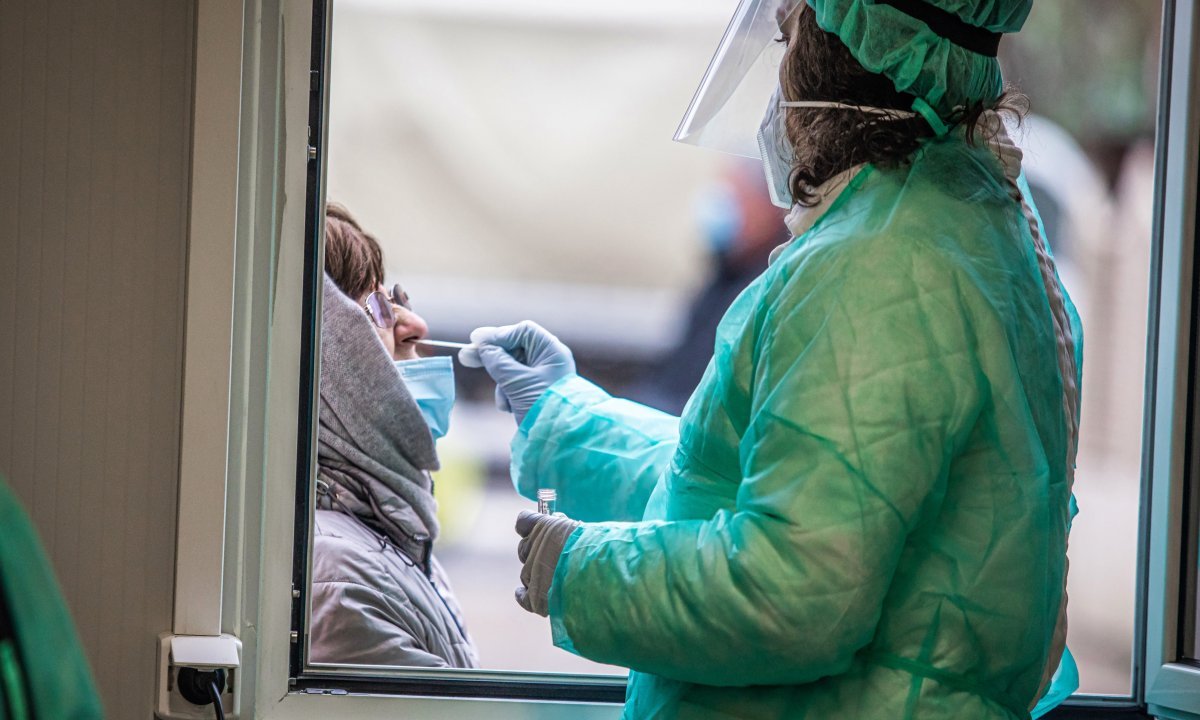 U Hrvatskoj danas zabilježeno 1812 novozaraženih, a 13 osoba je preminulo. Raste broj pacijenata ...