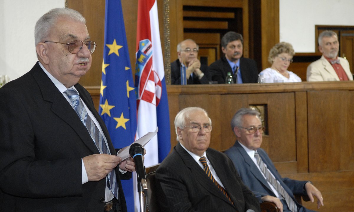 Preminuo akademik Miroslav Šicel - tportal Preminuo akademik Miroslav Šicel - tportal
