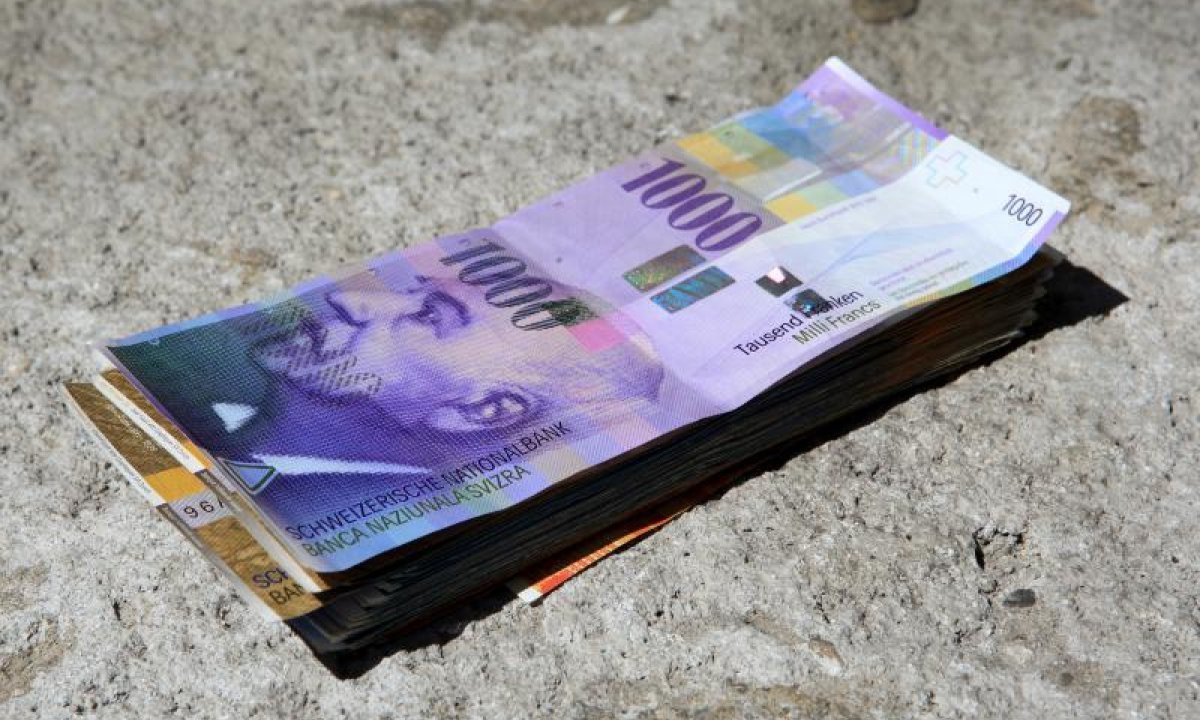 Nakon zlata i franak prestaje biti sigurno utočište - tportal