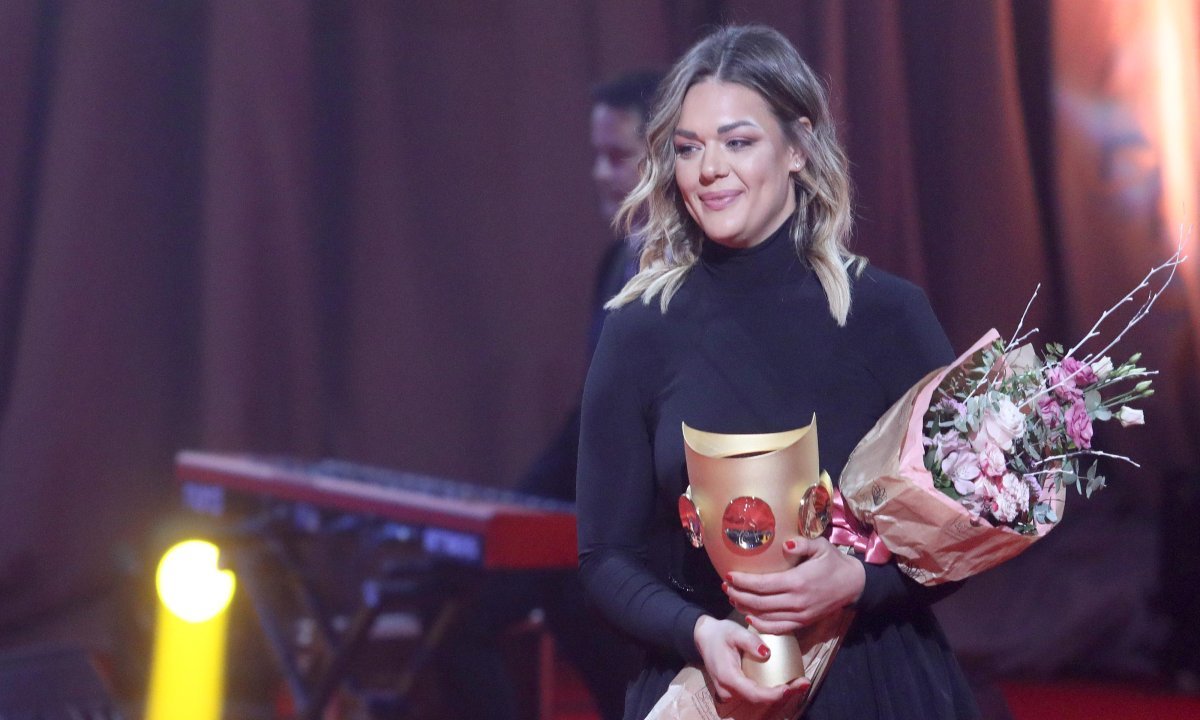 U ovakvom izdanju rijetko je viđamo: Sandra Perković zna kako se nosi ...