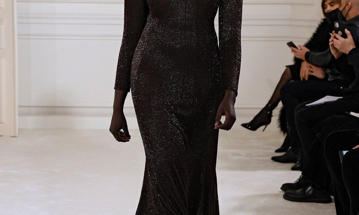 Visoka moda za žene svih figura: Modna kuća Valentino sve je oduševila ...