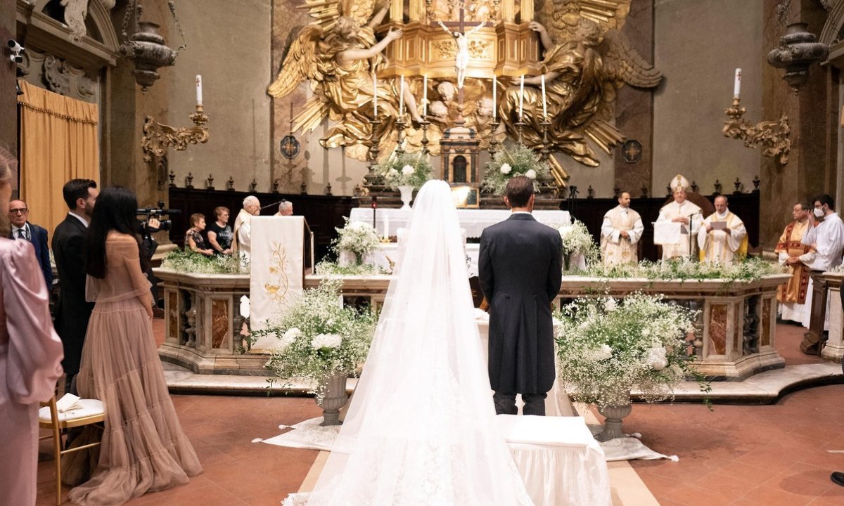 Vjenčanica kakva se ne viđa svaki dan: Svi bruje o raskošnom vjenčanju ...