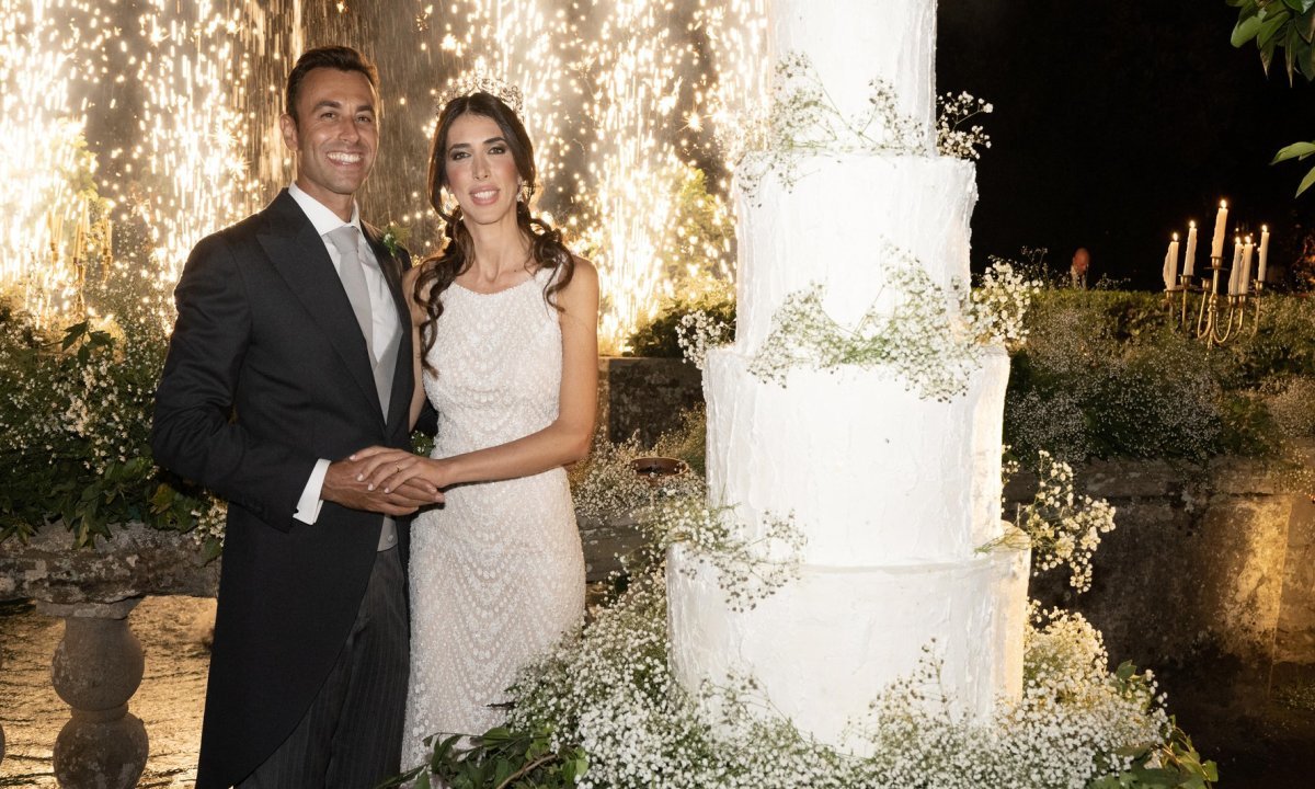 Vjenčanica kakva se ne viđa svaki dan: Svi bruje o raskošnom vjenčanju ...