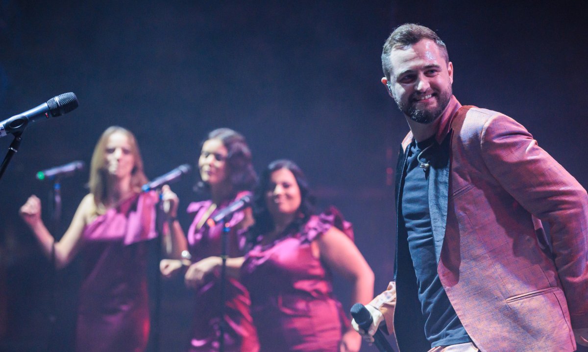 [FOTO] Za koncert Matije Cveka tražila se karta više, a nisu ga propustili ni brojni poznati ...