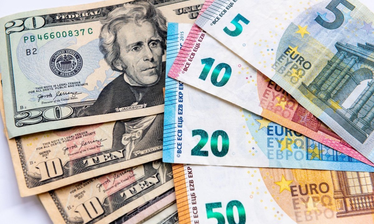 Dolar oštro pao prema košarici valuta, euro ojačao - tportal