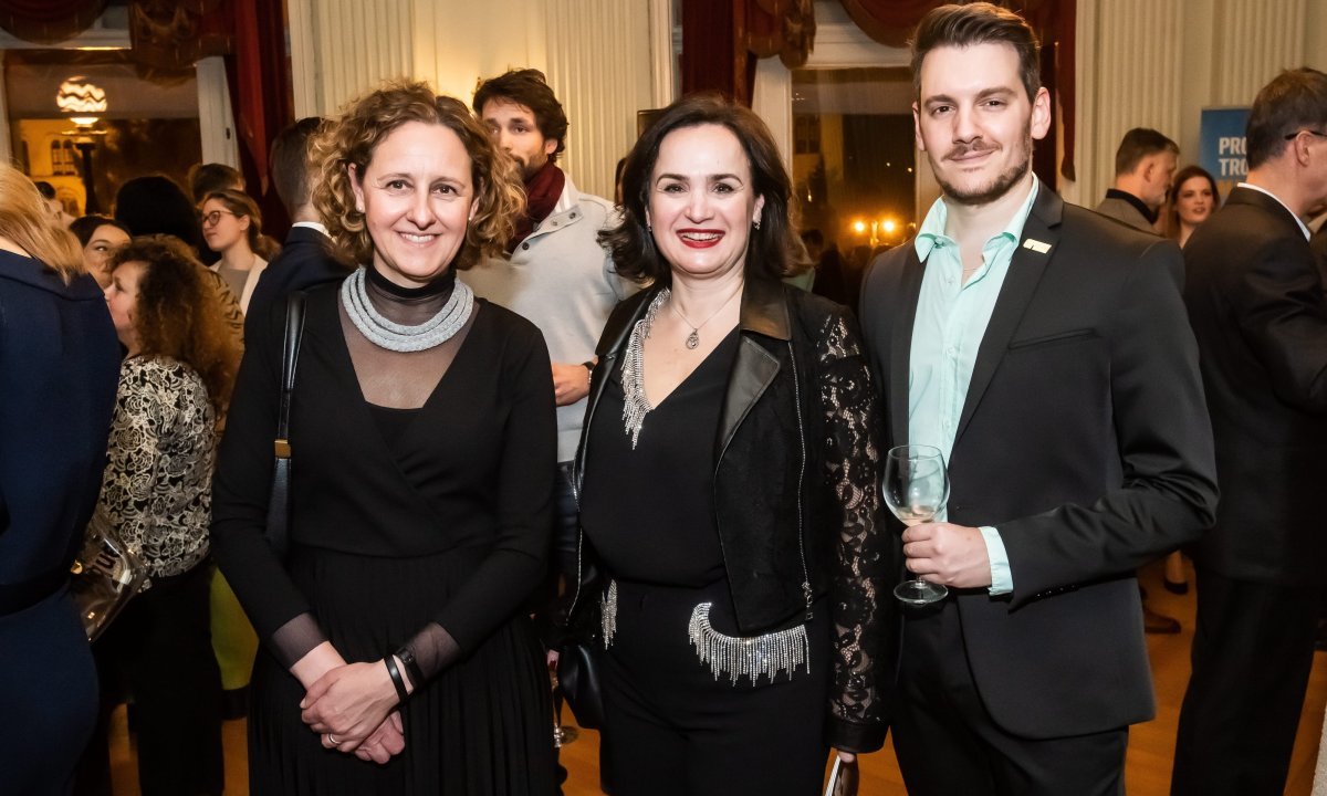 Premijera u zagrebačkom HNK privukla brojna poznata lica: Od Tare Thaller, Jelene Otašević Babić ...