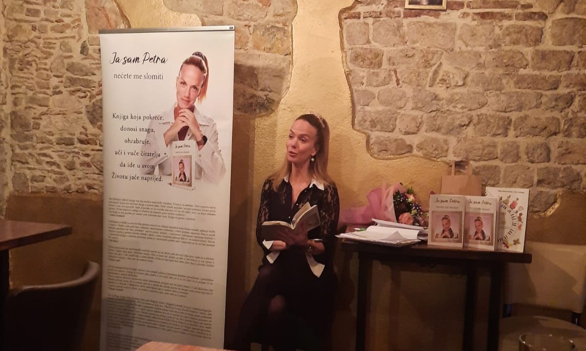 Predstavljena knjiga Petre Heisinger 'Ja sam Petra, nećete me slomiti ...