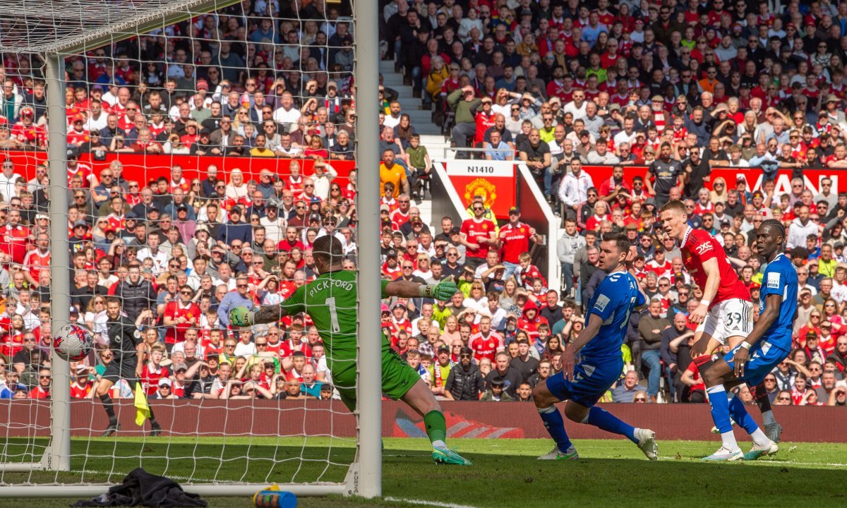 Manchester United u prvom dijelu propustio 'unakazati' Everton, ali mu ...