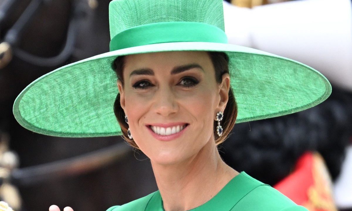 Kate Middleton svojim je modnim odabirom suptilno odala počast svojoj ...
