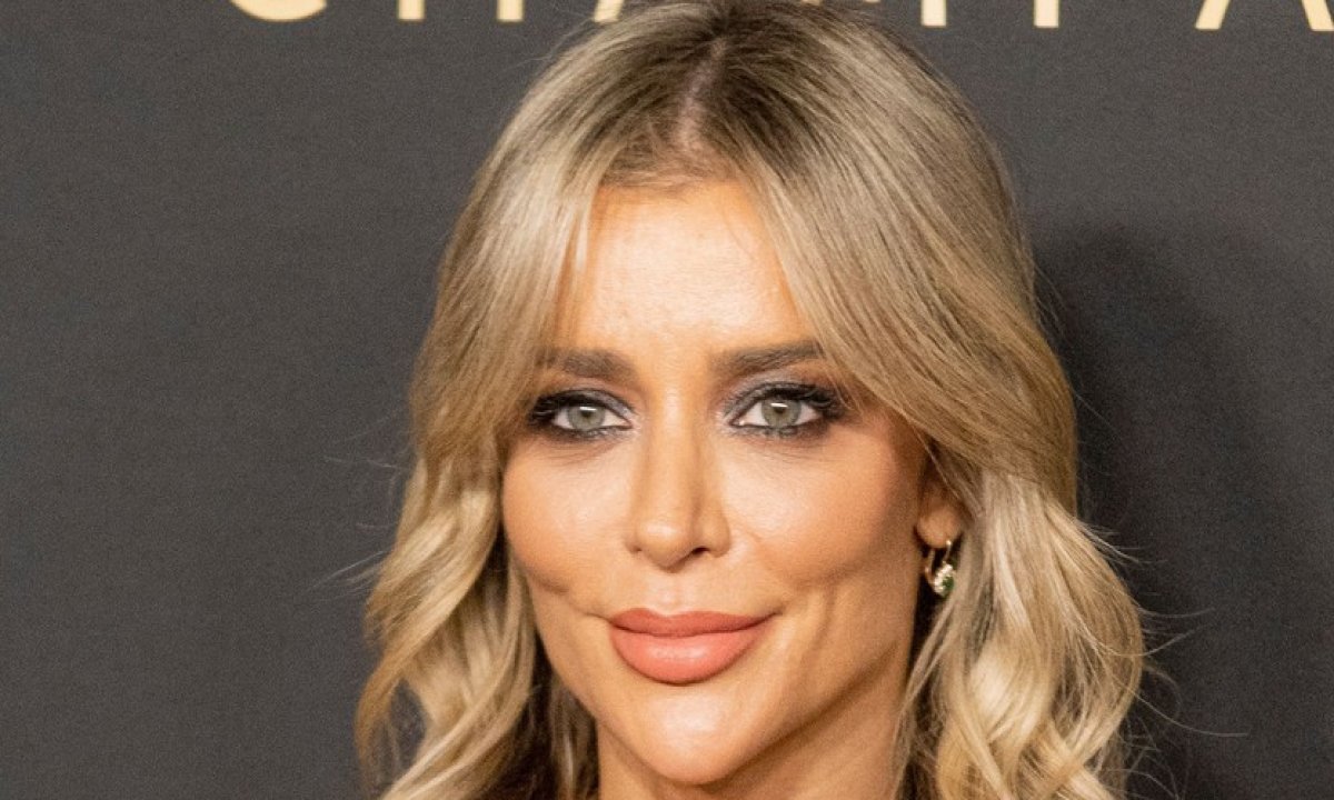 Fani Stipković i Fernando Hierro pripremili feštu pa otkrili spol ...