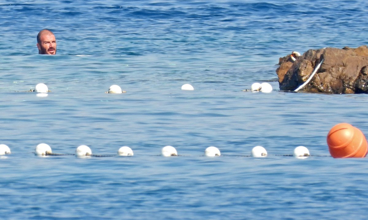 Obiteljska idila: Pogledajte kako se David Beckham zabavlja u moru kraj ...