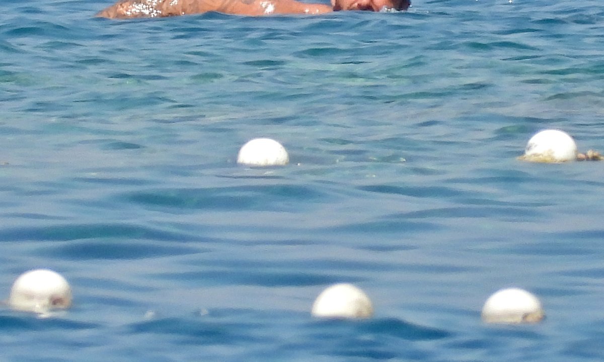 Obiteljska idila: Pogledajte kako se David Beckham zabavlja u moru kraj ...