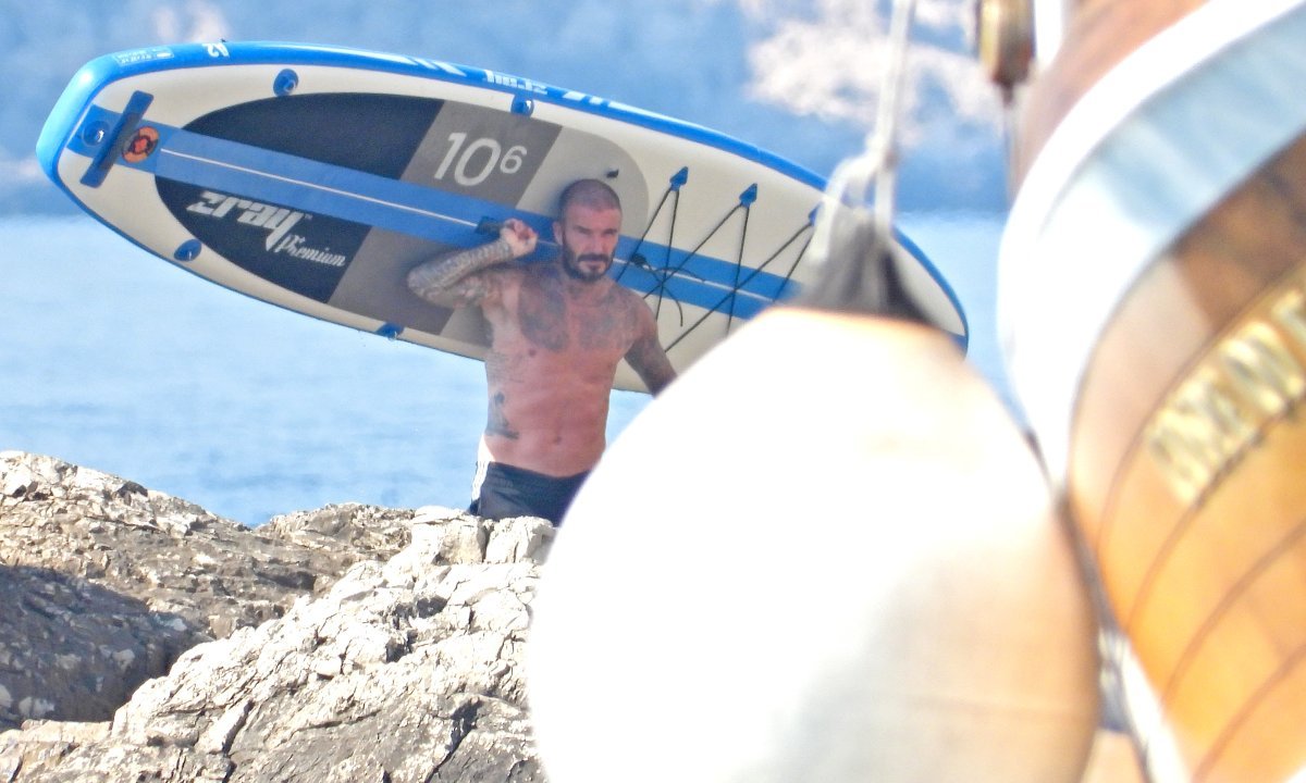 Obiteljska idila: Pogledajte kako se David Beckham zabavlja u moru kraj ...