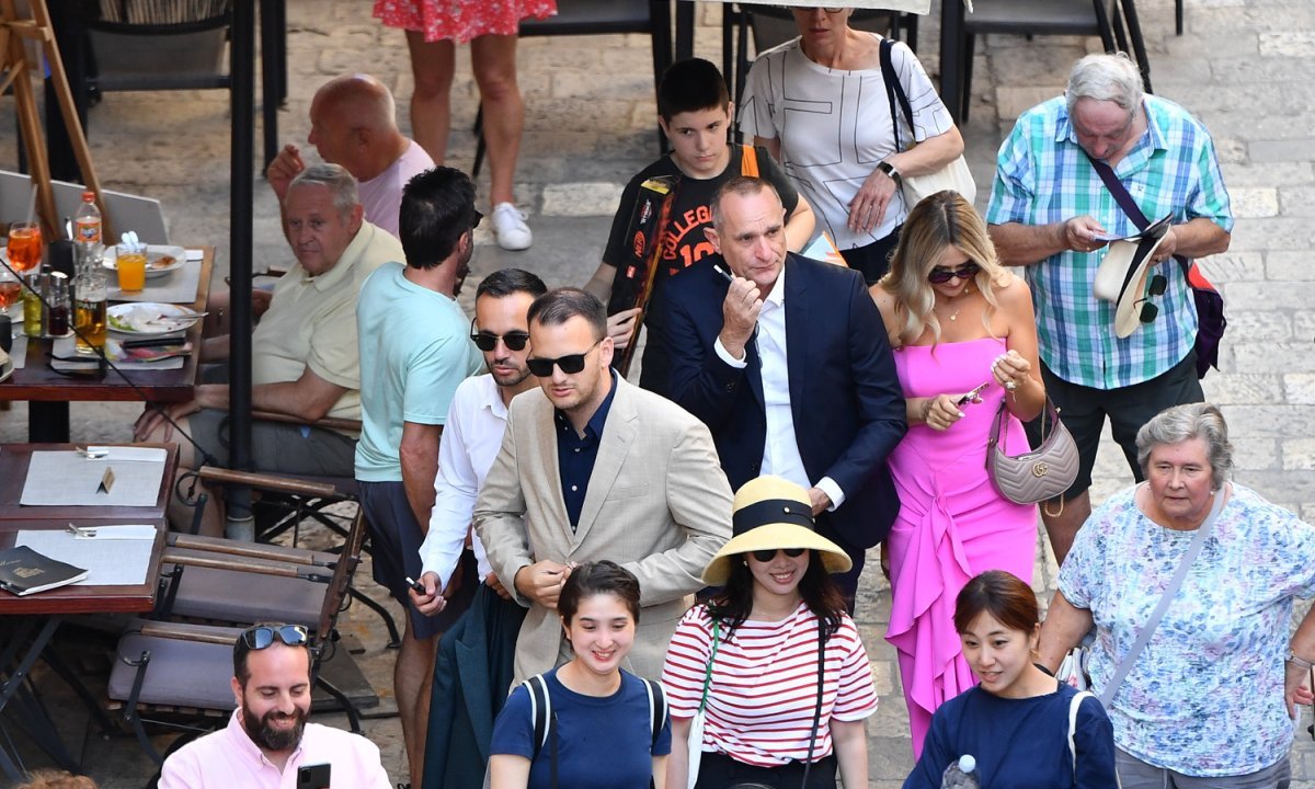 Pogledajte kako izgleda bajkovito vjenčanje Bojana Bogdanovića i lijepe Zrinke - tportal