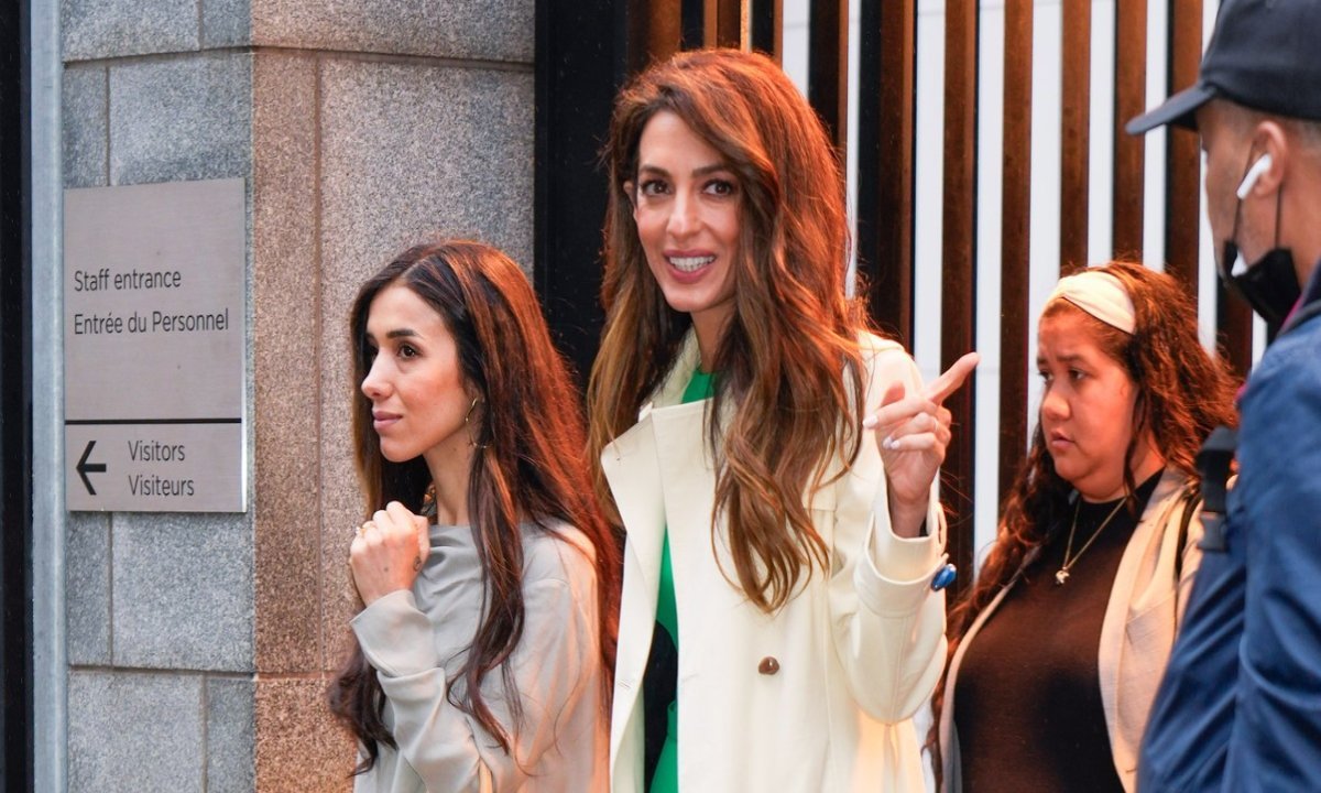 Ne možemo se prestati diviti Amal Clooney koja ponovno ima ludo dobru ...