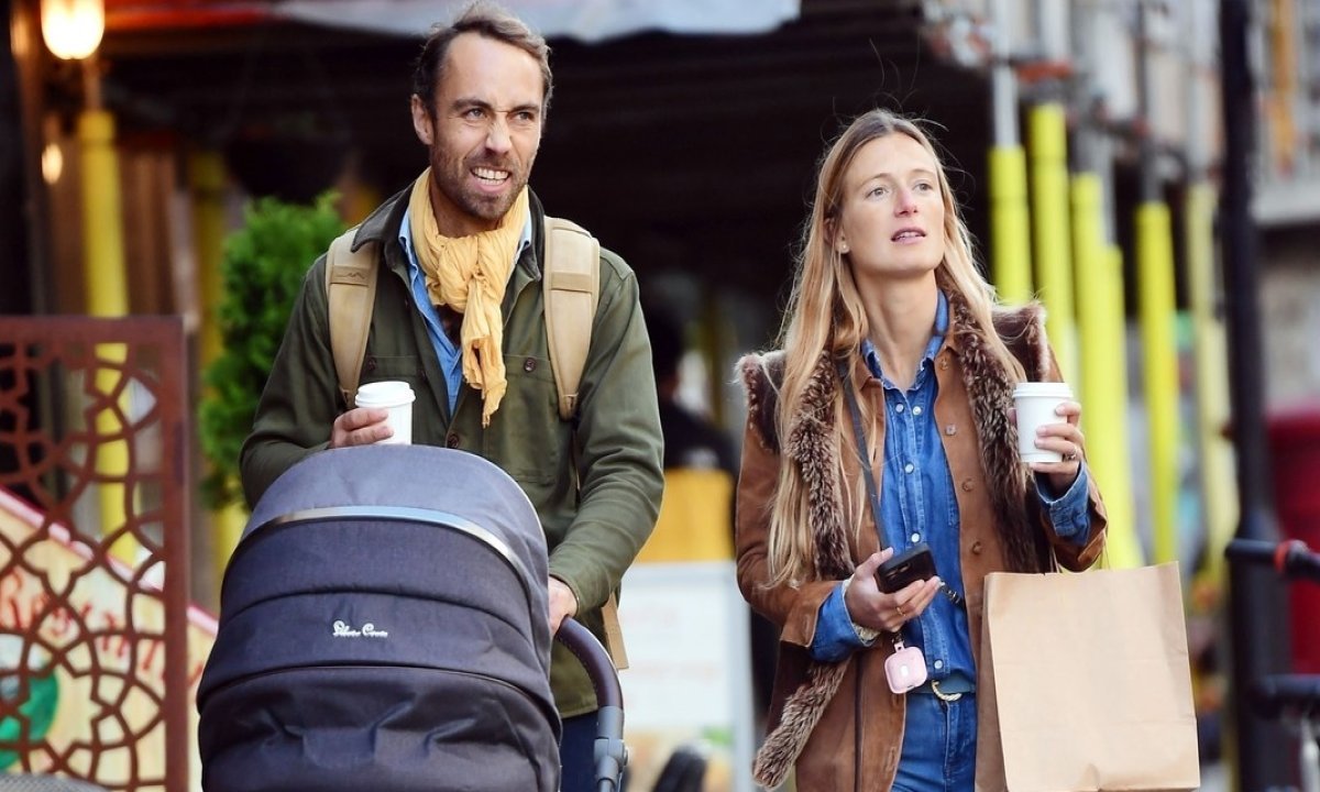 Prvi puta u javnosti: Brat Kate Middleton ponosno prošetao s bebom u kolicima - tportal