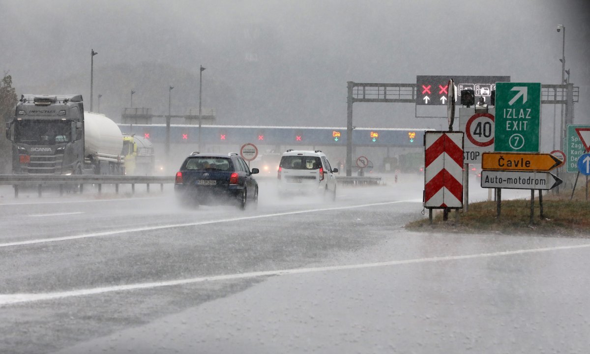 HAK: Kolnici skliski, magla smanjuje vidljivost - tportal