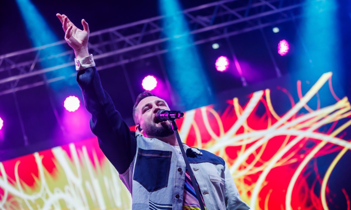 Matija Cvek napravio odličan štimung na koncertu u Splitu, pogledajte atmosferu - tportal