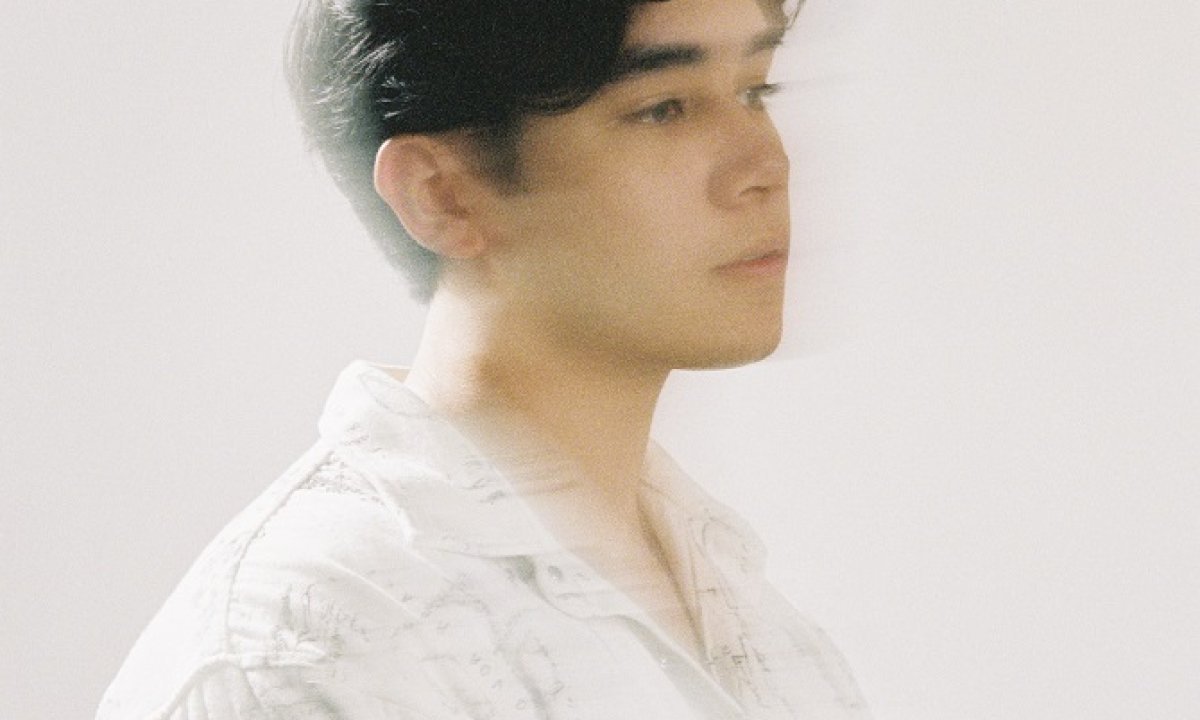 Mladi talentirani DJ Ian Asher ostvaruje snove i donosi nove remikse na ...