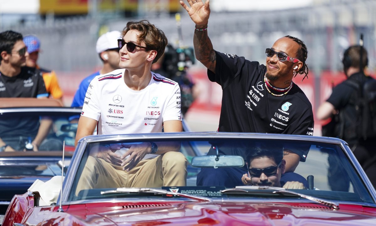 Hamiltonov šokantan potez otvorio je novo pitanje, odmah su se 'užarili ...