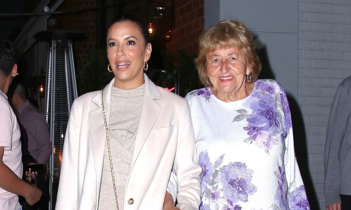 Ona joj je najveća podrška: Evo kako izgleda mama Eve Longorije - tportal