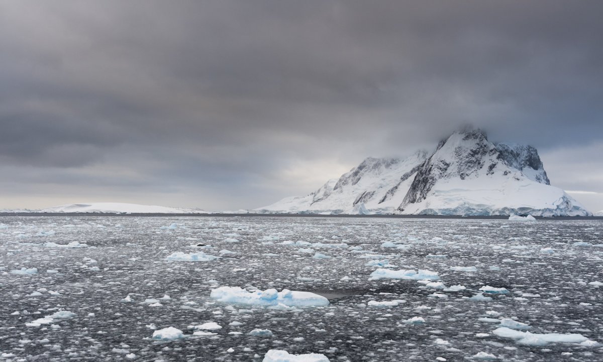 Velika santa leda odlomila se na Antarktici, nastala pukotina od 14 ...
