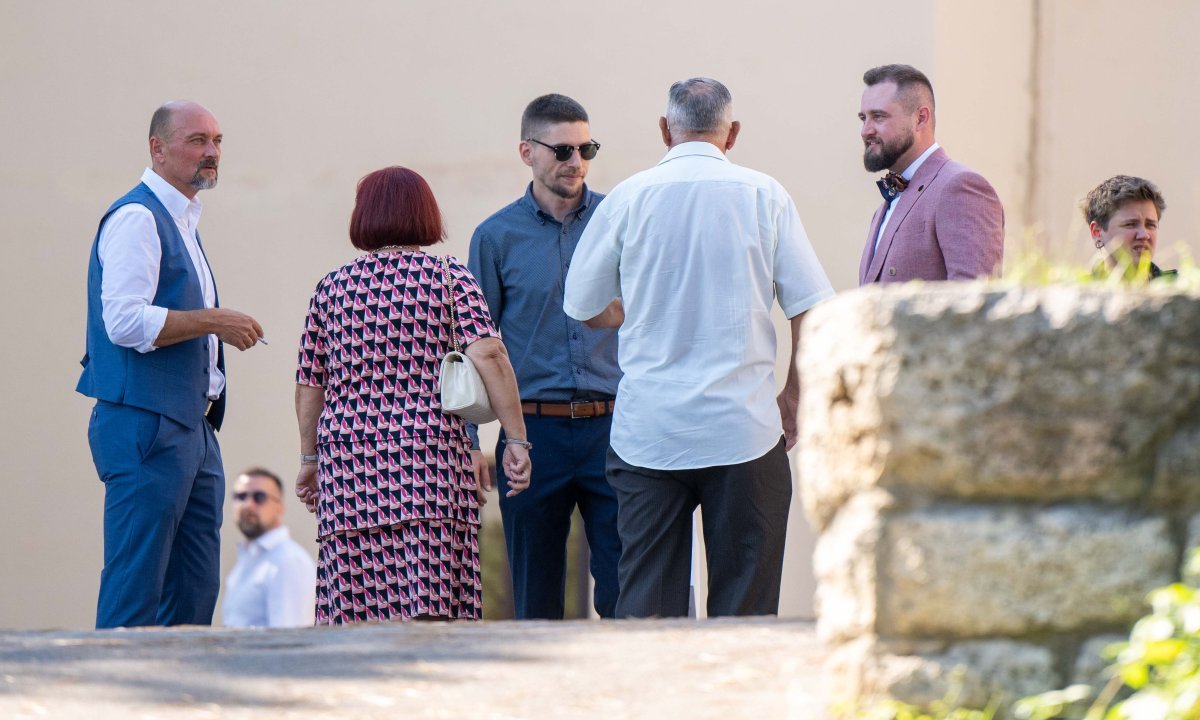 Pogledajte tko je sve bio na vjenčanju Miriam Cikron i Matije Cveka ...