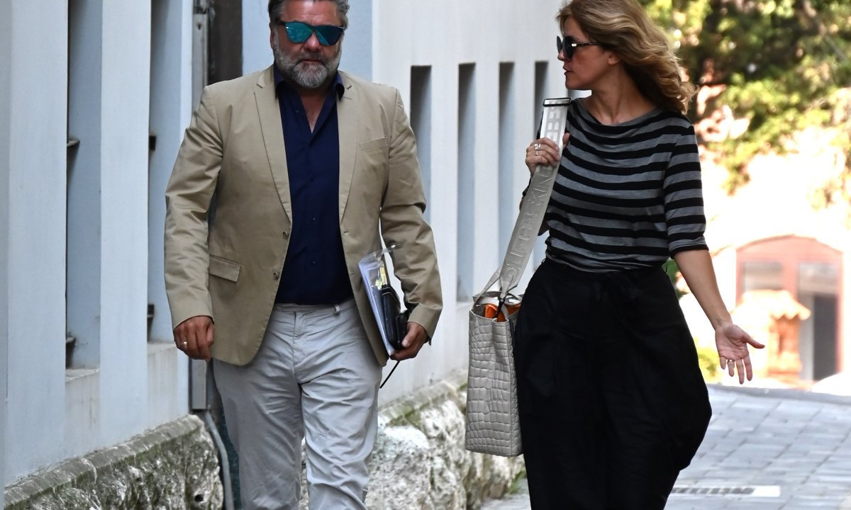 Markantno izdanje: Charles Pearce plijenio pozornost uoči parnice s ...