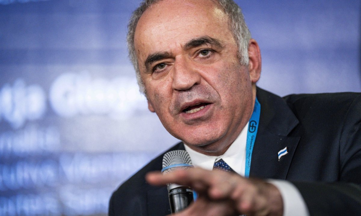 Kasparov: Putin ima plan, Kina ima plan...Moramo ubiti imperijalni ...