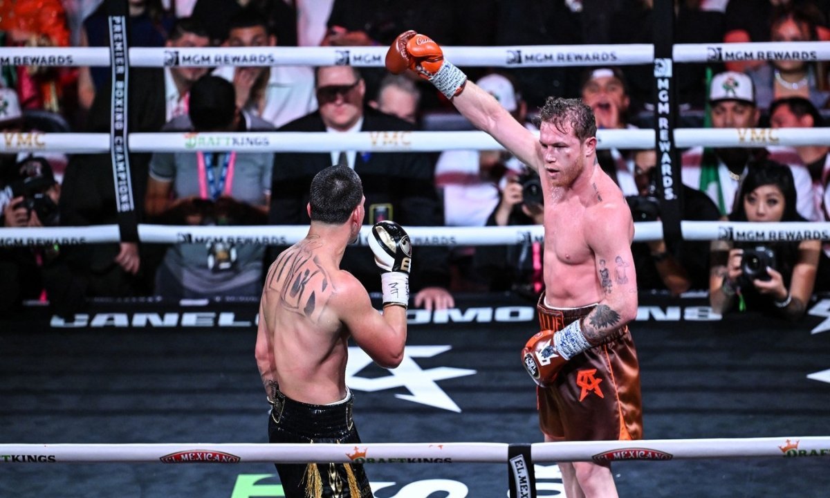 Meksikanac u trećoj rundi poslao suparnika na pod i zadržao sva tri ...