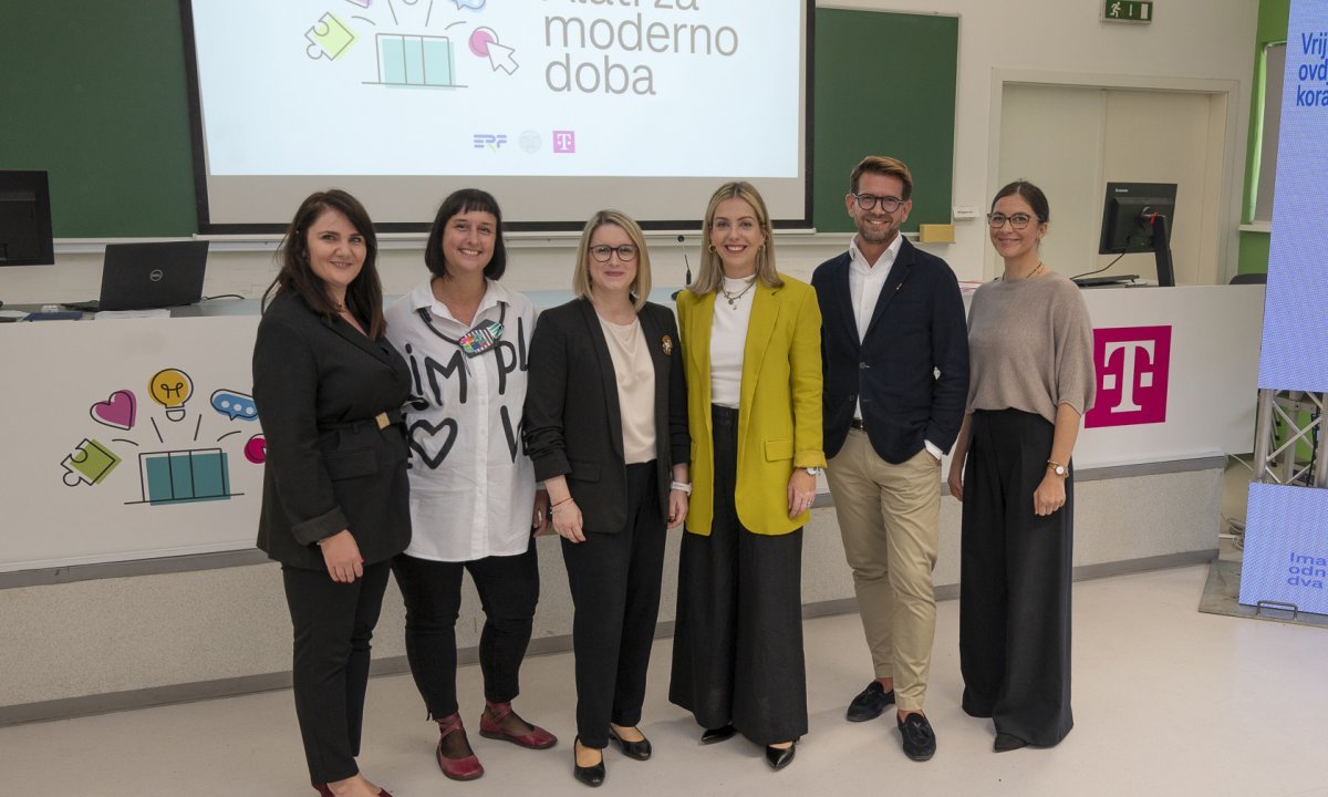 Predstavljeni rezultati 'Alata za moderno doba' programa prevencije ...