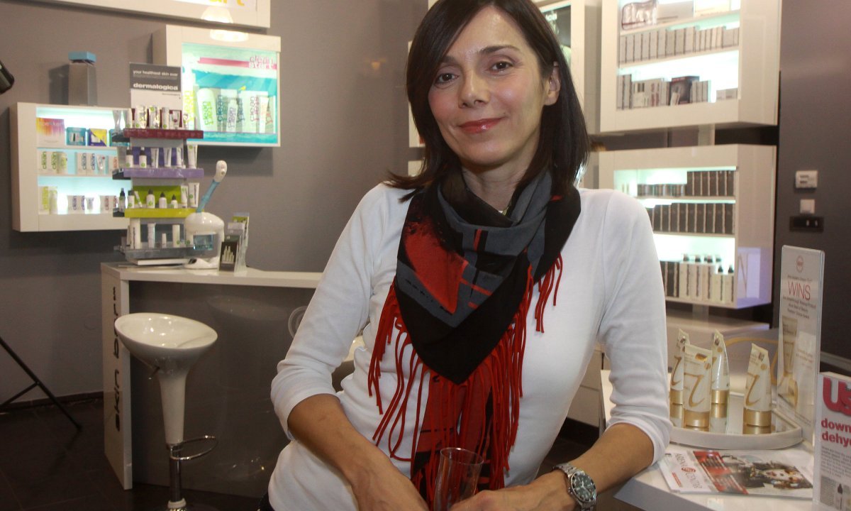 Kao da ne stari: Daniela Trbović je proslavila 61. rođendan, a ovako se ...