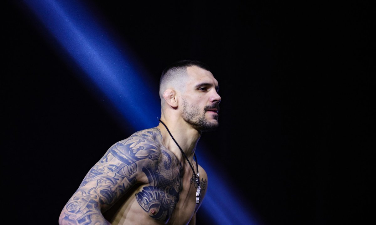 Srpski borac ostao bez borbe za UFC titulu; pogledajte kako je izgubio ...