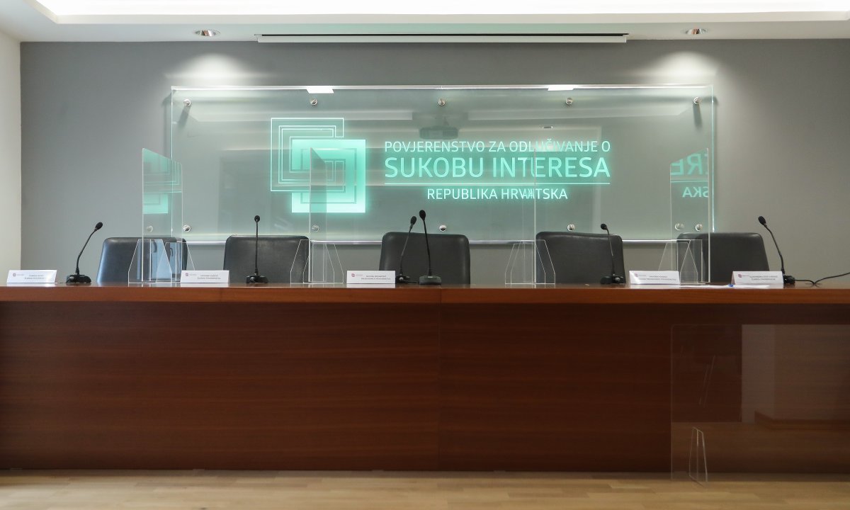 Povjerenstvo za sukob interesa pred raspadom: Neki članovi 'oteli se ...