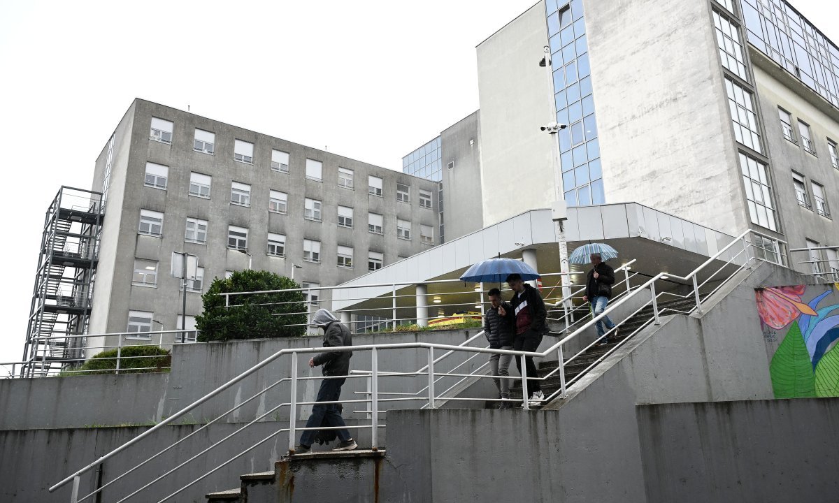 U KBC-u Zagreb pušten u rad novi linearni akcelerator za precizno zračenje onkoloških pacijenata ...