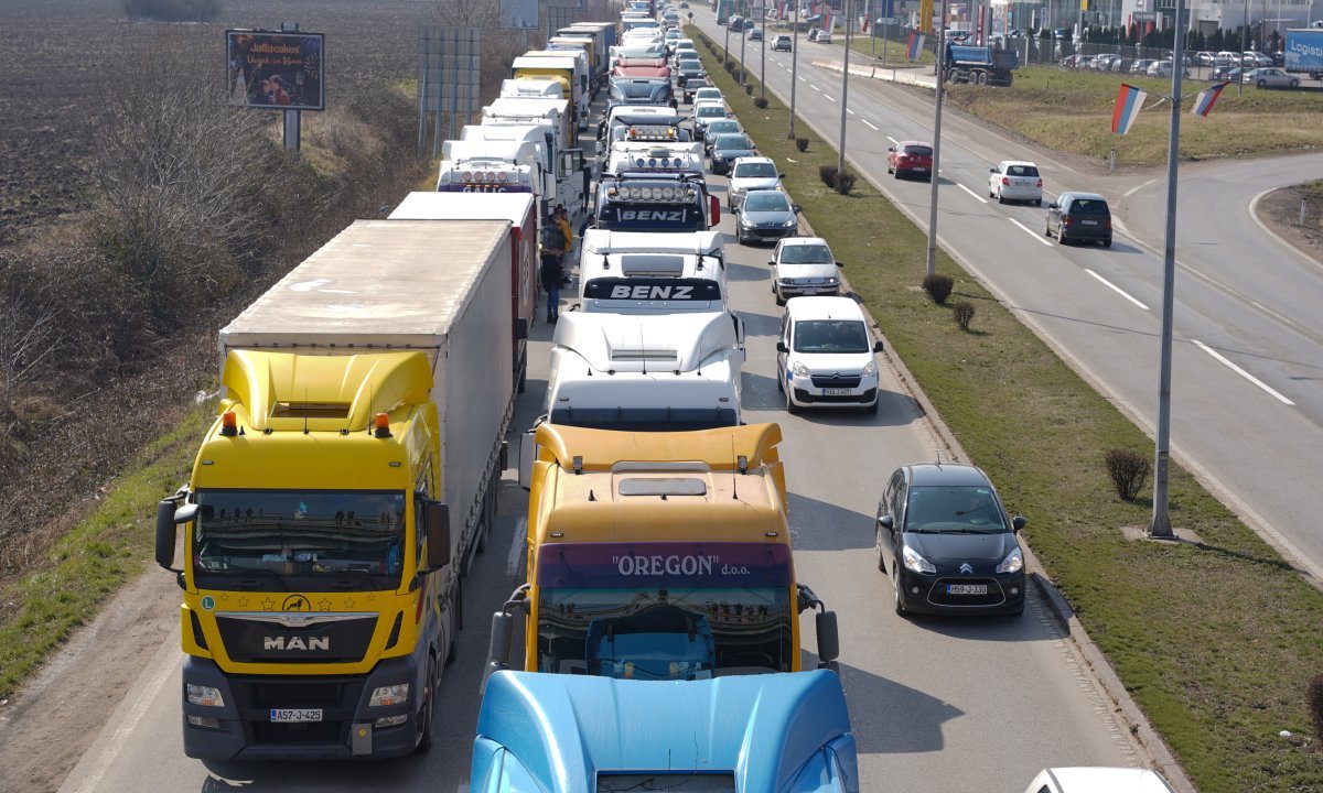 Kamionski prijevoznici iz BiH najavii prosvjed na granici s Hrvatskom ...