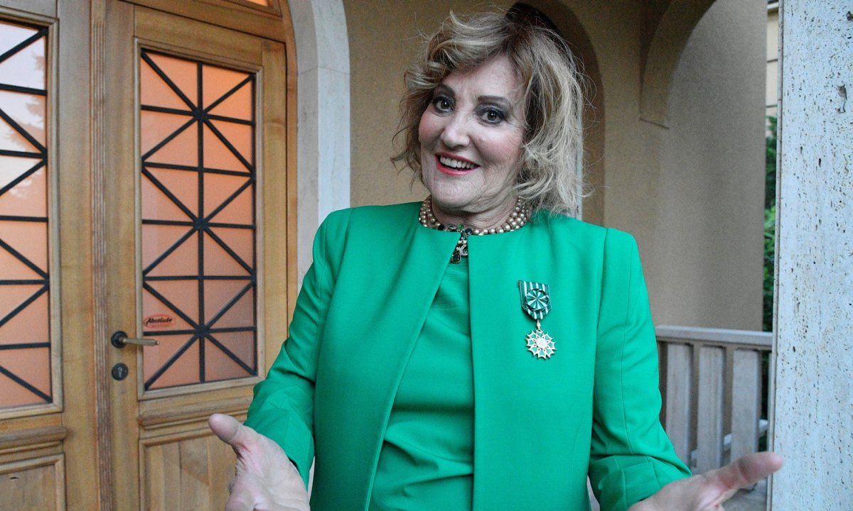 Znate li kako izgleda unuka Tereze Kesovije: Sličnost s bakom je zapanjujuća - tportal