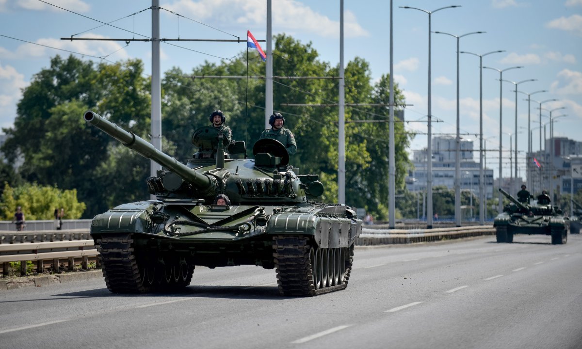 Tenkovi Leopard 2A8 na Držićevoj spremni za mimohod - tportal
