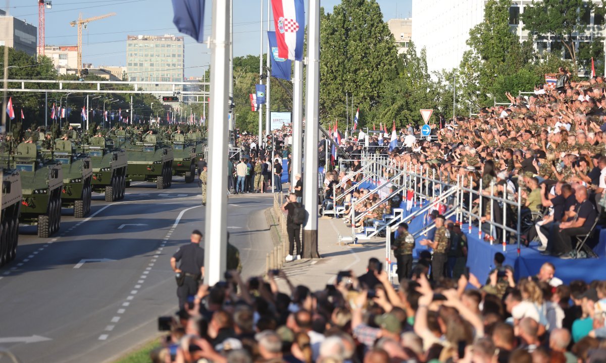 Tenkovi, haubice, oklopnjaci... pogledajte čime sve raspolaže Hrvatska ...