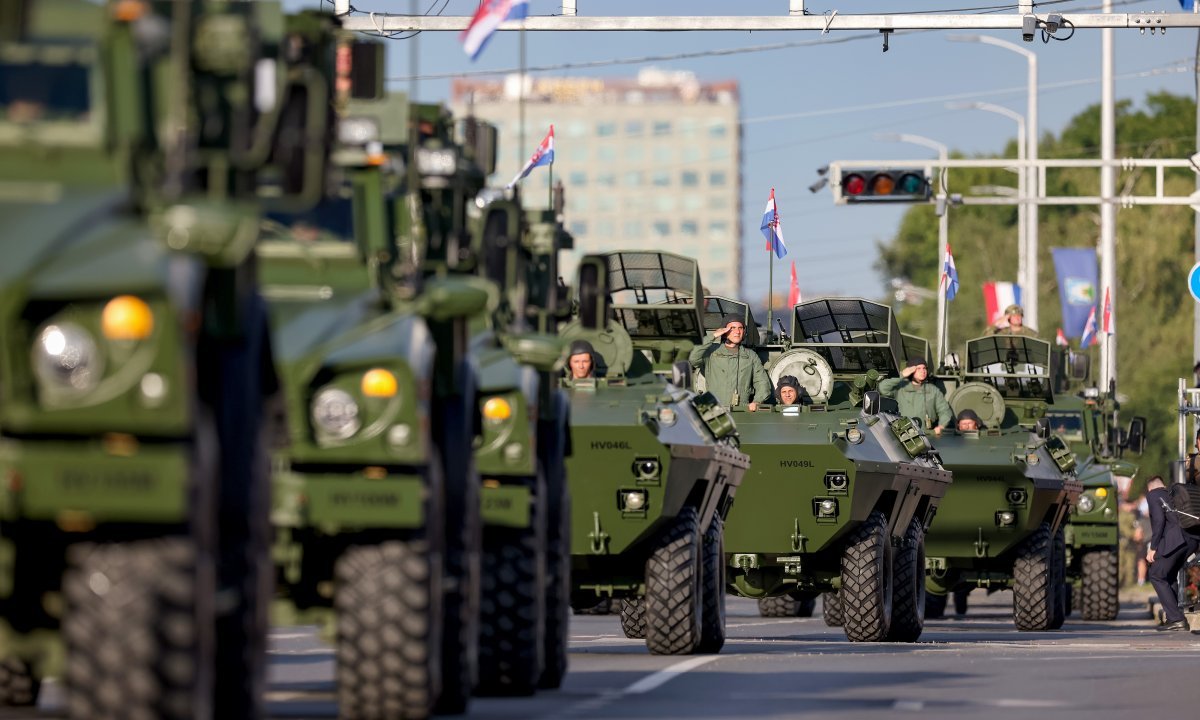 Tenkovi, haubice, oklopnjaci... pogledajte čime sve raspolaže Hrvatska ...