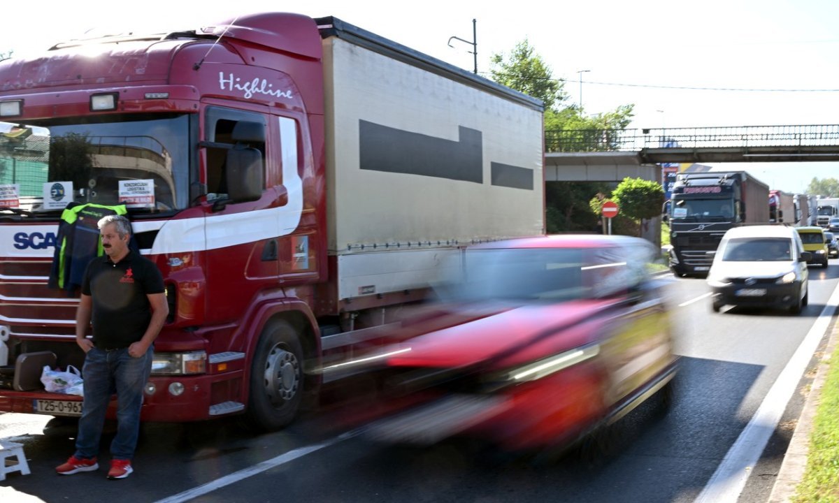 I jutros zakrčene ceste u BiH: Prijevoznici prestaju s blokadama? - tportal