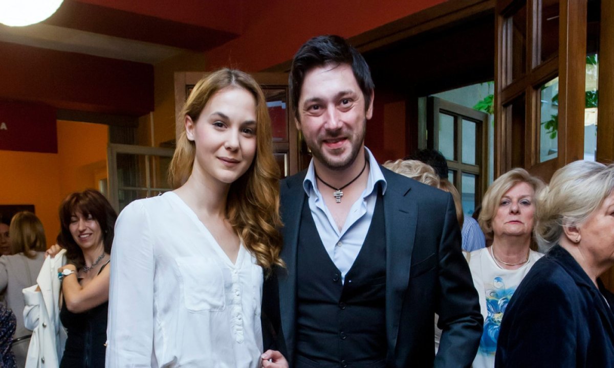 Obitelj se proširuje: U dom poznatog domaćeg para stiže beba - tportal