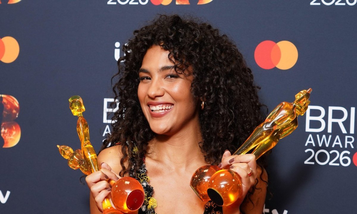 Olivia Dean pokorila Brit Awards: Četiri nagrade i titula nove kraljice ...